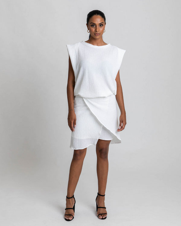 LISA BROWN | Australian Luxury Designer of Woman's Clothing